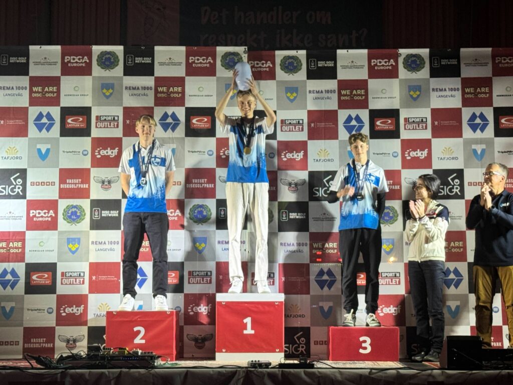 Eveliina Salonen Wins 2025 European Disc Golf Championship After Career ...